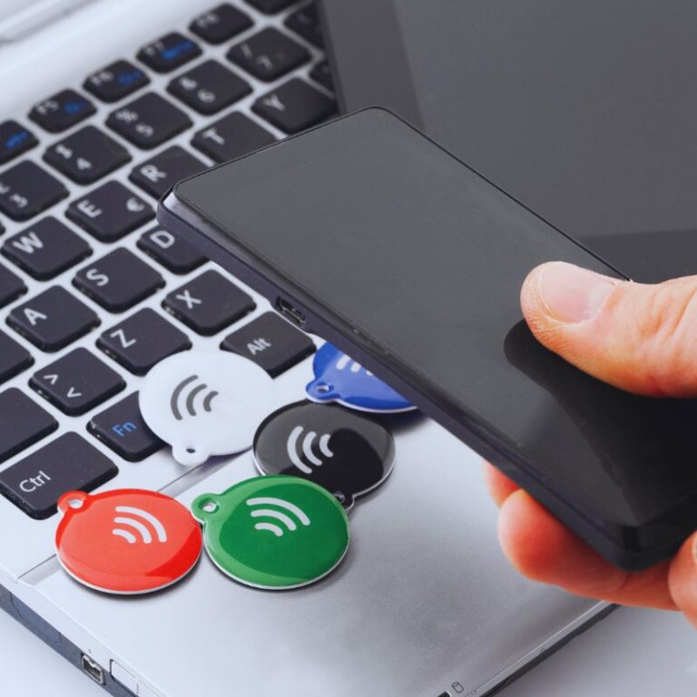 How to read RFID tags with your mobile phone